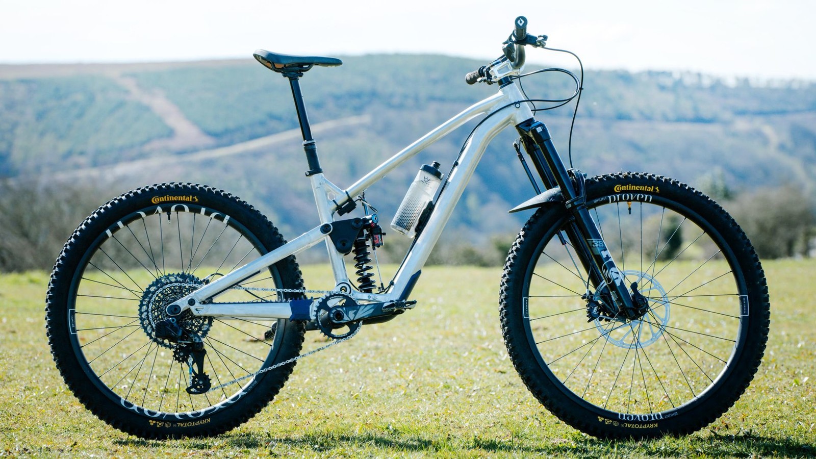 Privateer Bikes Releases More Details of Gen 2 Ahead of Pre-orders - Mountain Bike Press Release ...